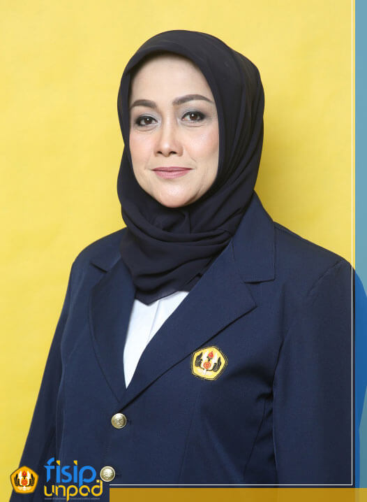 staff - Fakultas Ilmu Sosial & Ilmu Politik